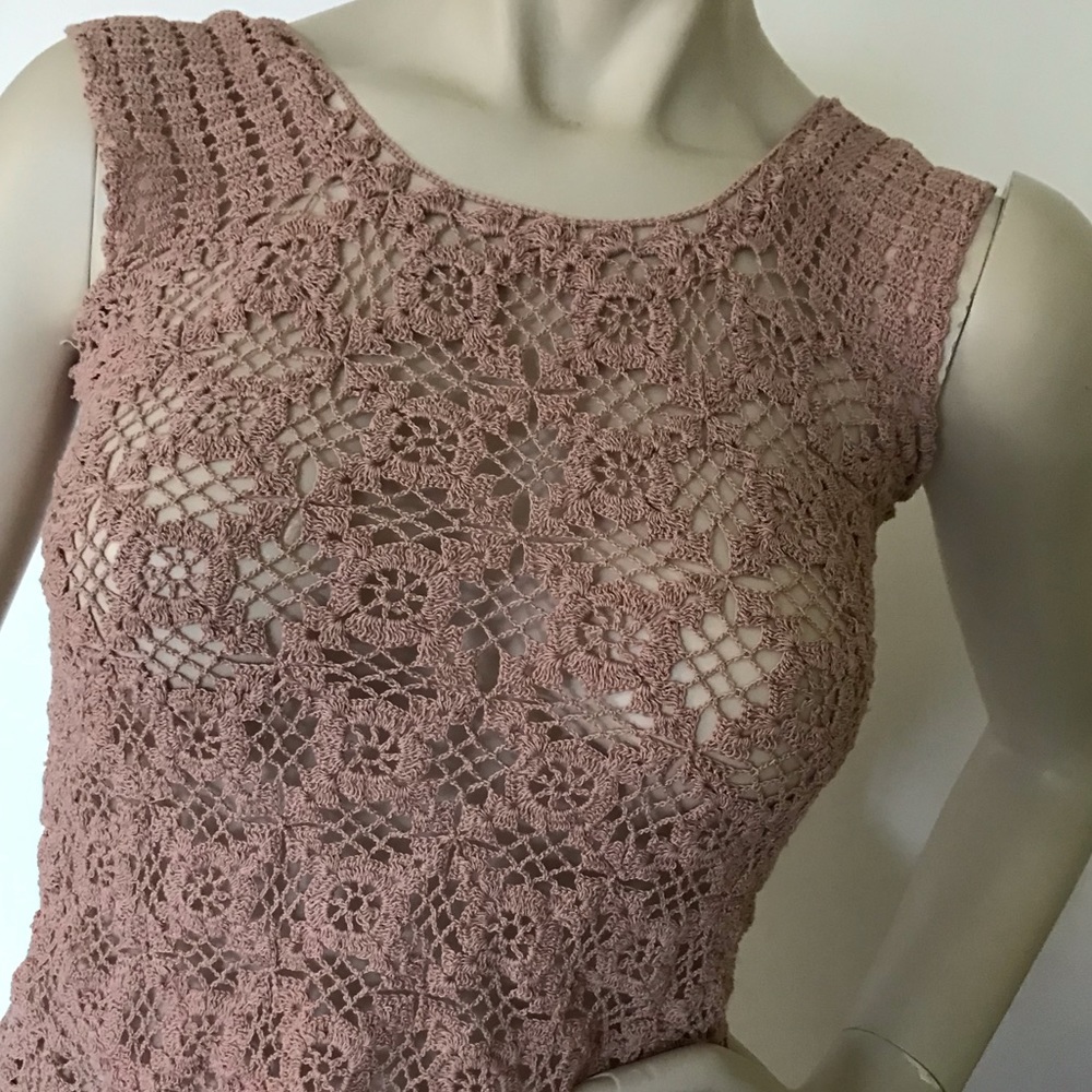 Vintage Nude Shade Hand Crocheted Fall Top - Gem